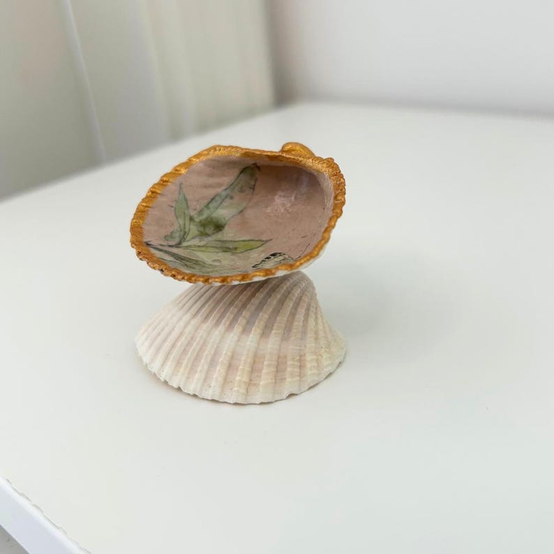 Small Seashell Jewelry Dish With Design Green Butterfly & Gold Outline ...