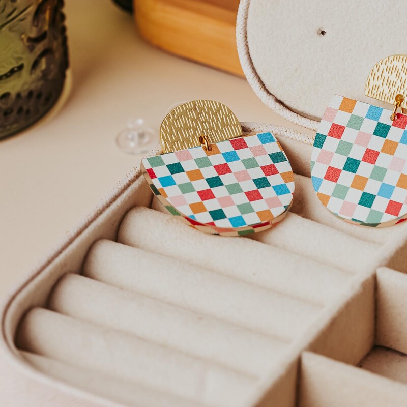 Half Checkered Circle - Etsy