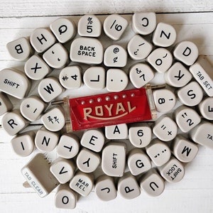 Vintage Royal Typewriter Keys, Model From 1960, Serial Number FPE-13 ...