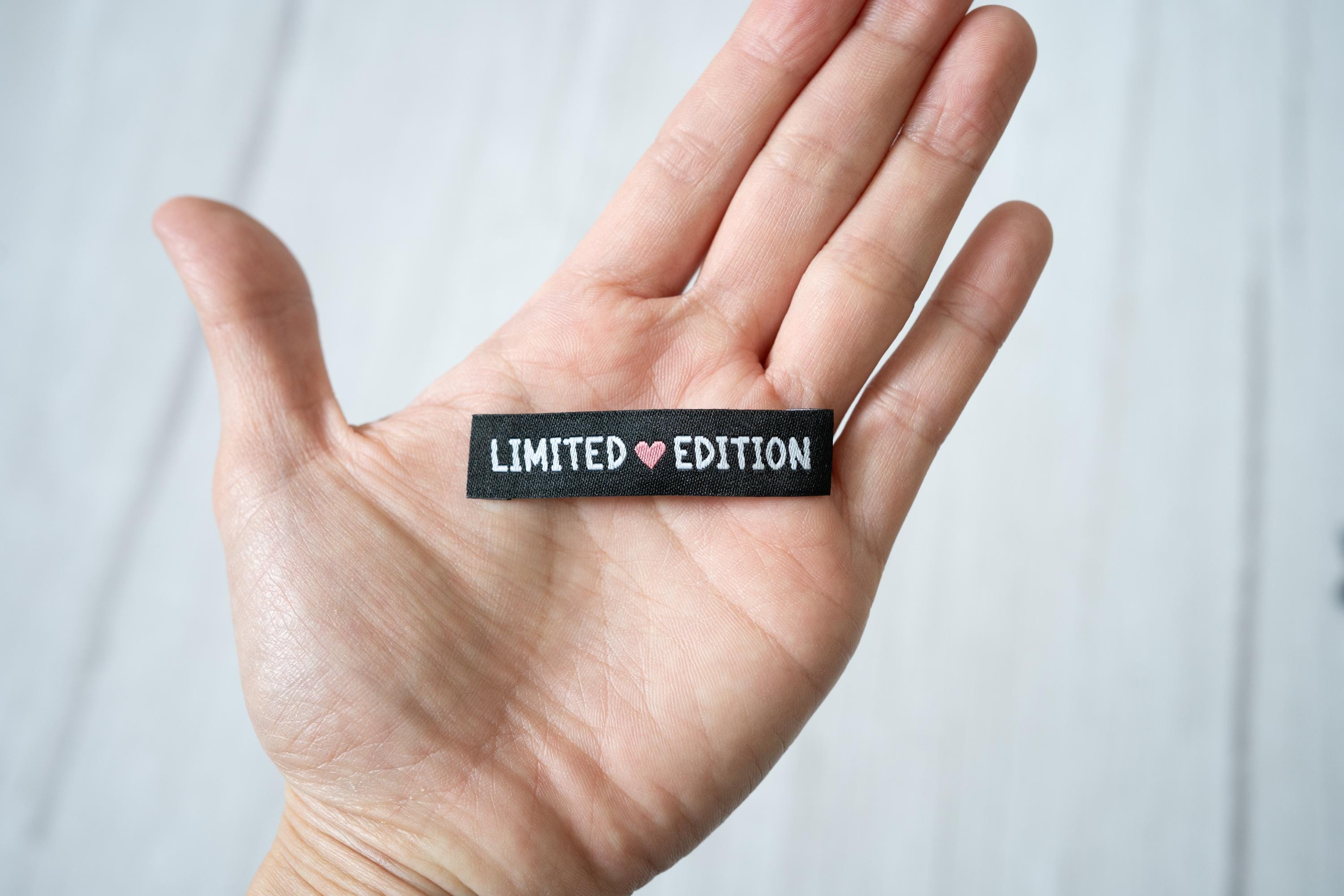 Limited Edition End Fold Woven Labels: Handmade Sewing Tags (pack of 8 ...