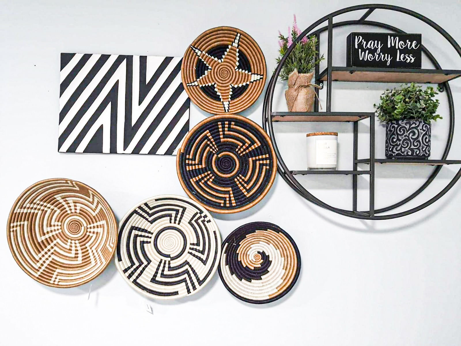 African Wall Rwanda Basket/ Boho Hanging Wall Basket/ Woven - Etsy