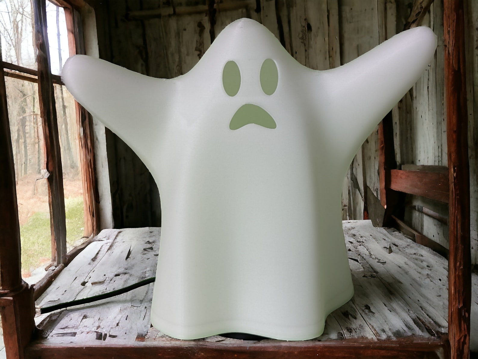Spooky 3D Printed Ghost Lamp - Add a Spectral Glow to Your Space! - Etsy
