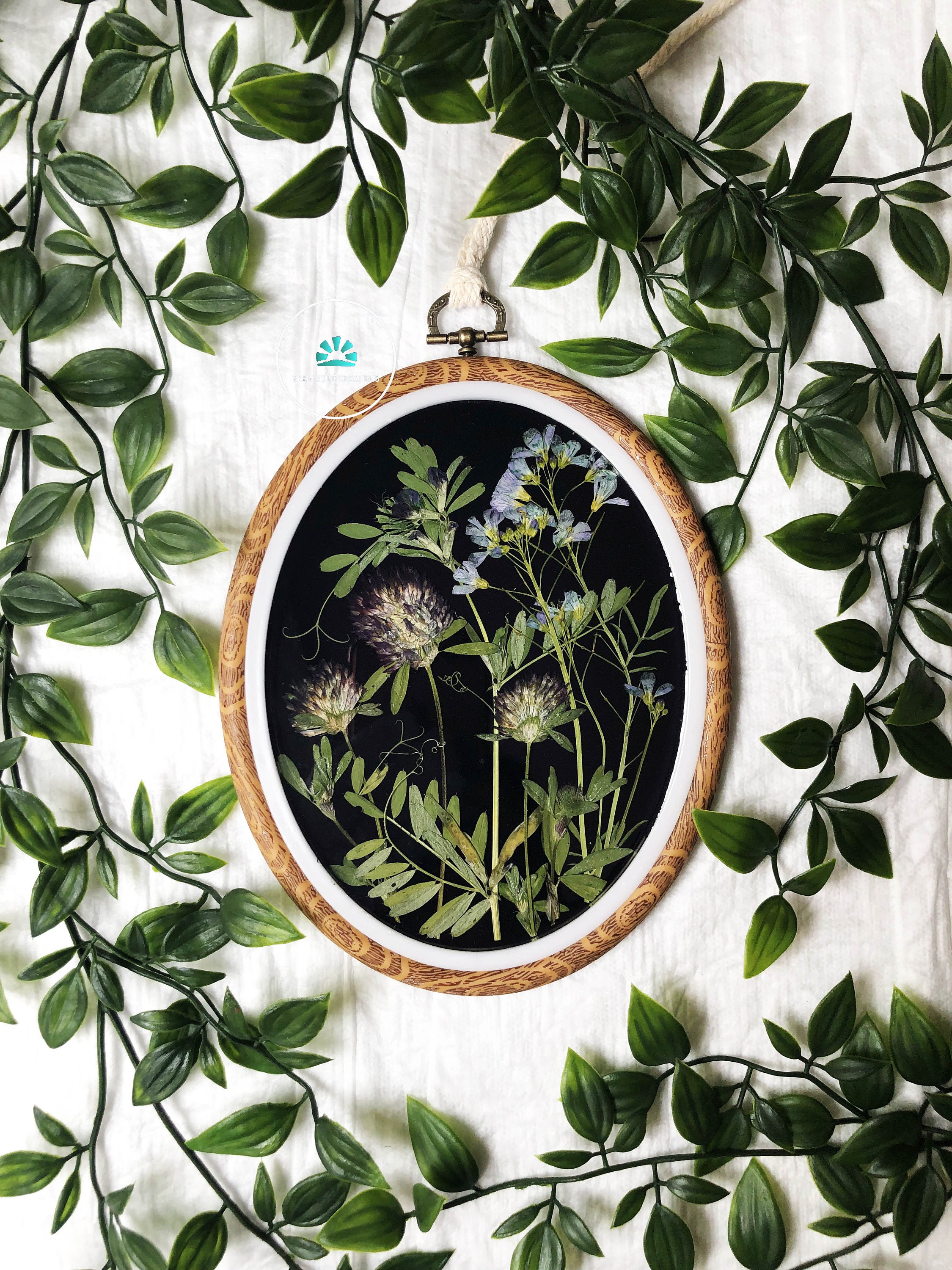 Epoxy Embroidery Hoop. Pressed Flower Frame. Framed Pressed Flowers for ...