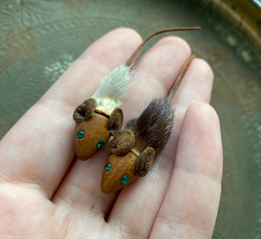 Set of 2 1930’s Vintage Teakwood Leather Mink Fur Mouse Pins - Etsy