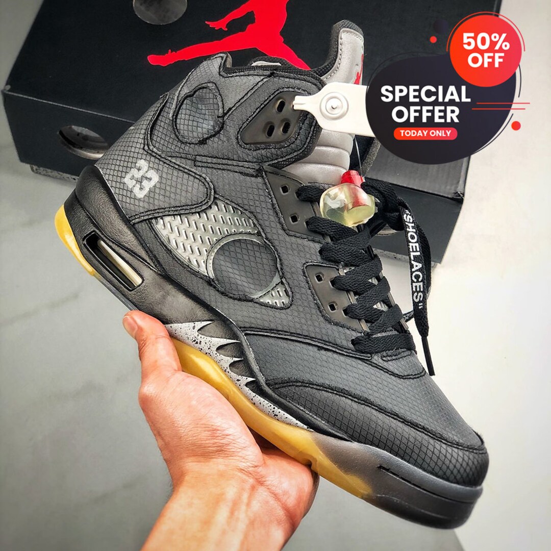 AJ5 Muslin Shoes Gift for Men and Women on New Year and Valentine - Etsy