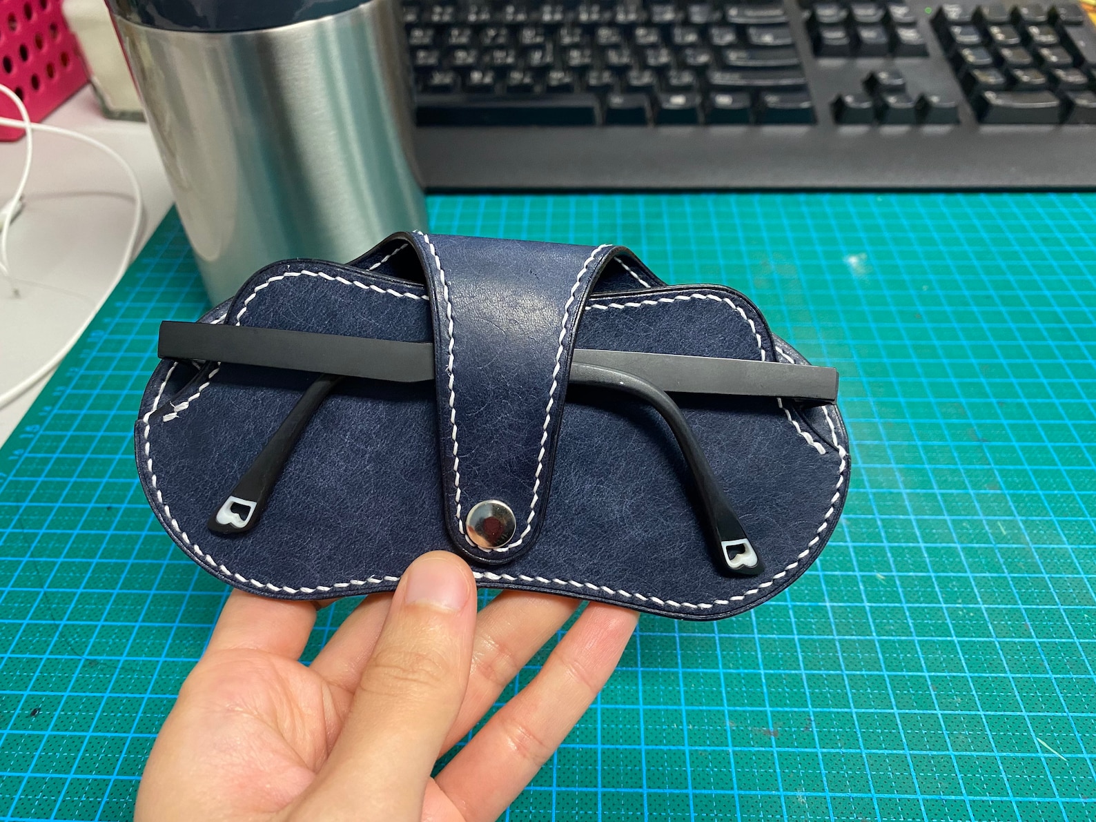 PDF Pattern Leather Glasses Case - Leather DIY - Leather Pattern ...