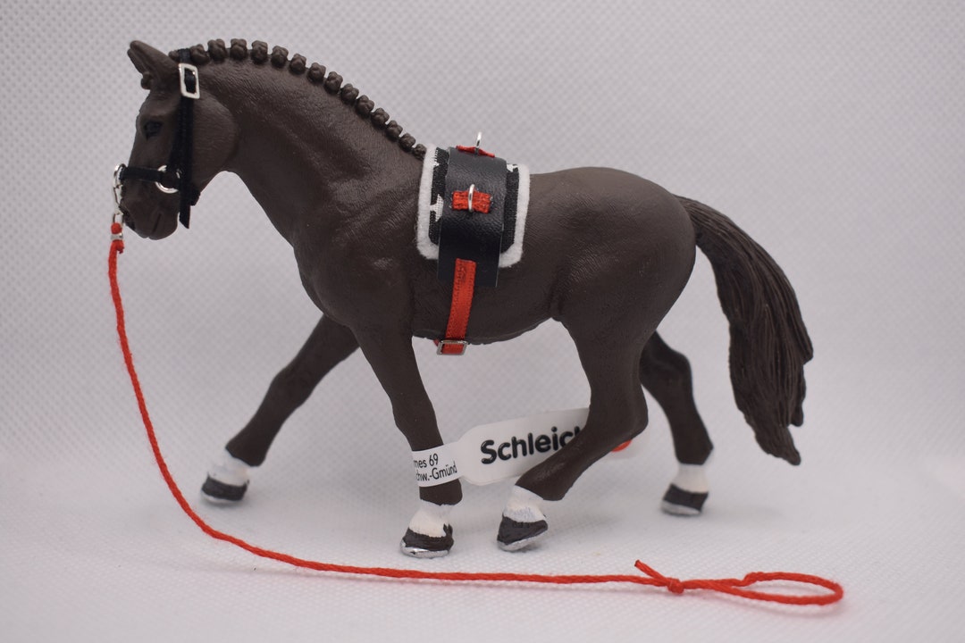 Schleich Lunge Set (pony): Cavesson With Lungeing Girth + Pad ...
