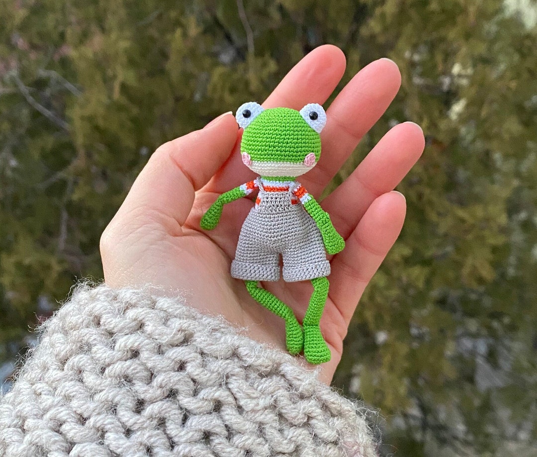 Crochet Frog Tiny Amigurumi, Mini Crochet, Frog Gifts - Etsy