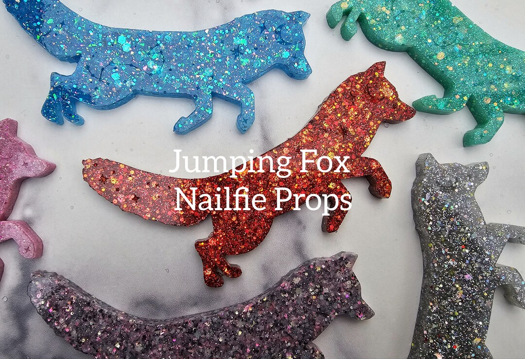 Jumping Fox Nailfie Props - Etsy