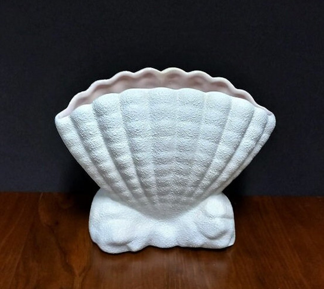Vintage Raynham Clam, Seashell Vase, Mid Century Vase Australian ...