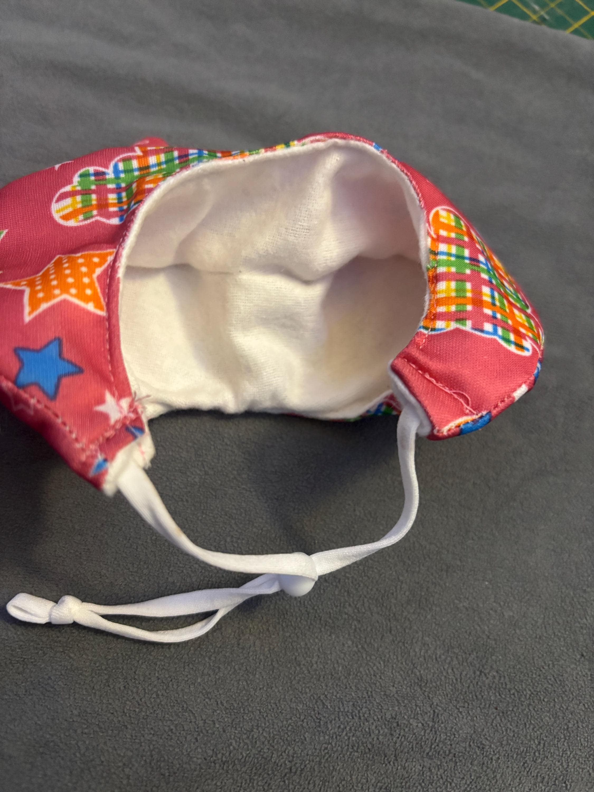 Waterproof Bath Hats for Sphynx Cats – Keep Bath Time Splash-free! - Etsy