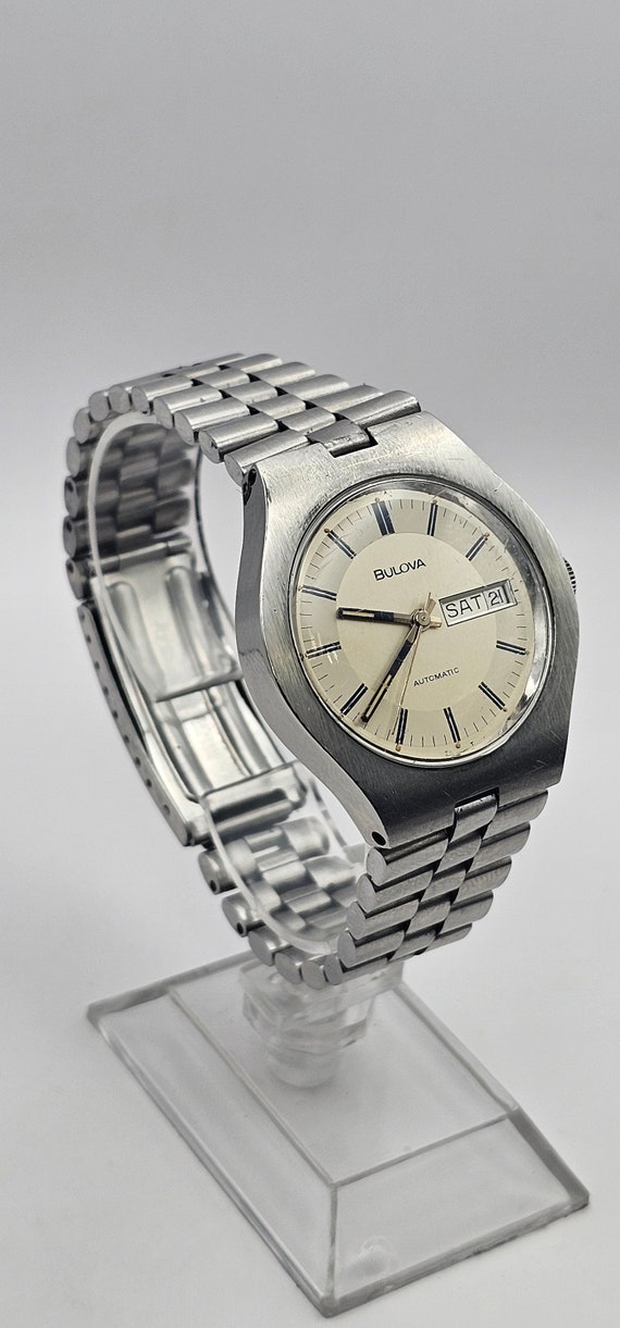 An amazing Bulova clipper 'at' day-date automatic N2 … - Gem