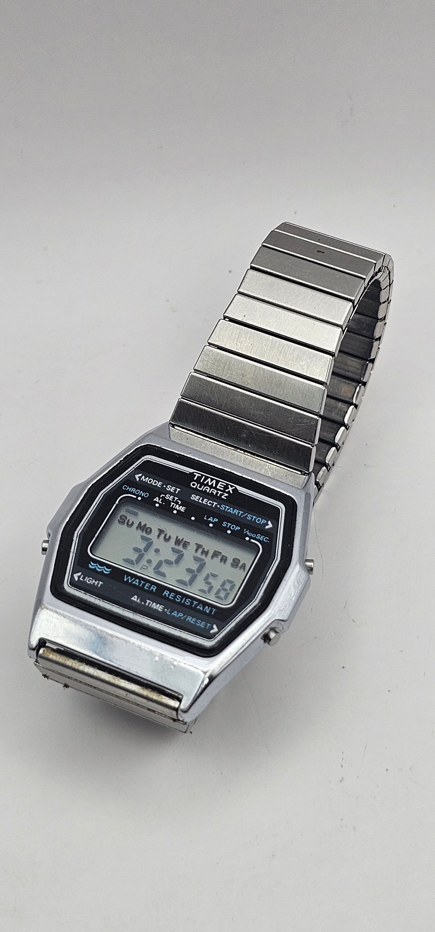 Preowned Vintage Ultra Rare Timex Digital Chrono Timer Preowned Vintage Ultra Rare Timex Digital Chrono Timer