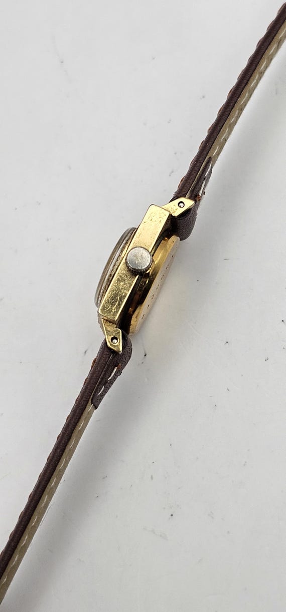 A Vintage Classic Ladies Seiko Square Face Wind Up Wa… - Gem