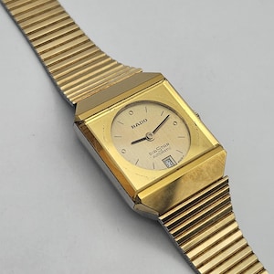An Amazing Swiss Rado - Diastar Model 565.0070.3 Ladies Watch ...