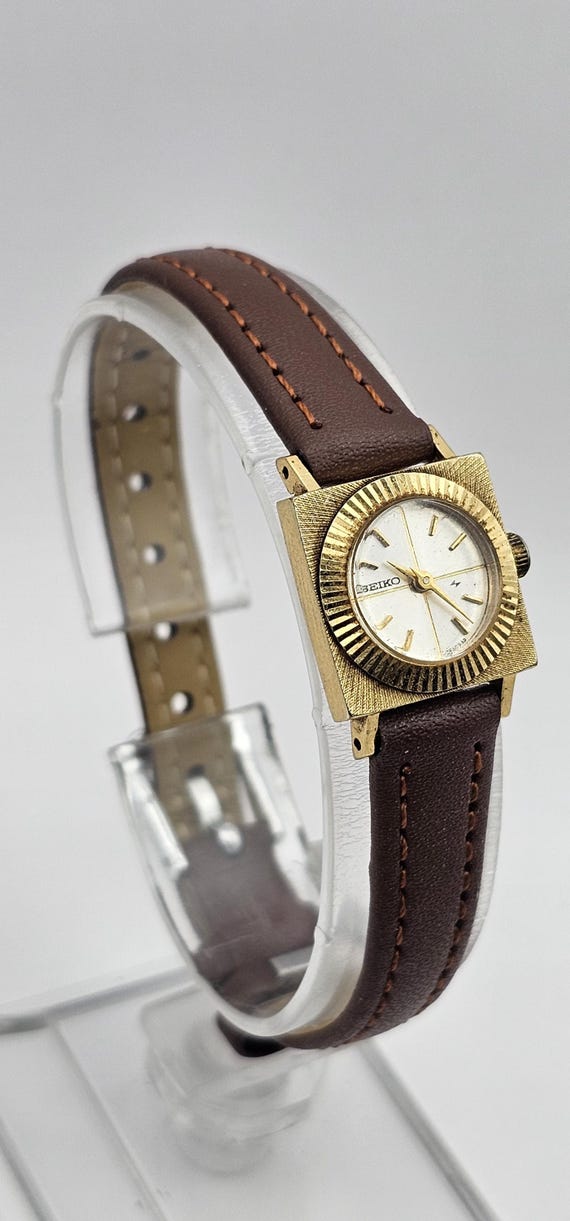 A Vintage Classic Ladies Seiko Square Face Wind Up Wa… - Gem