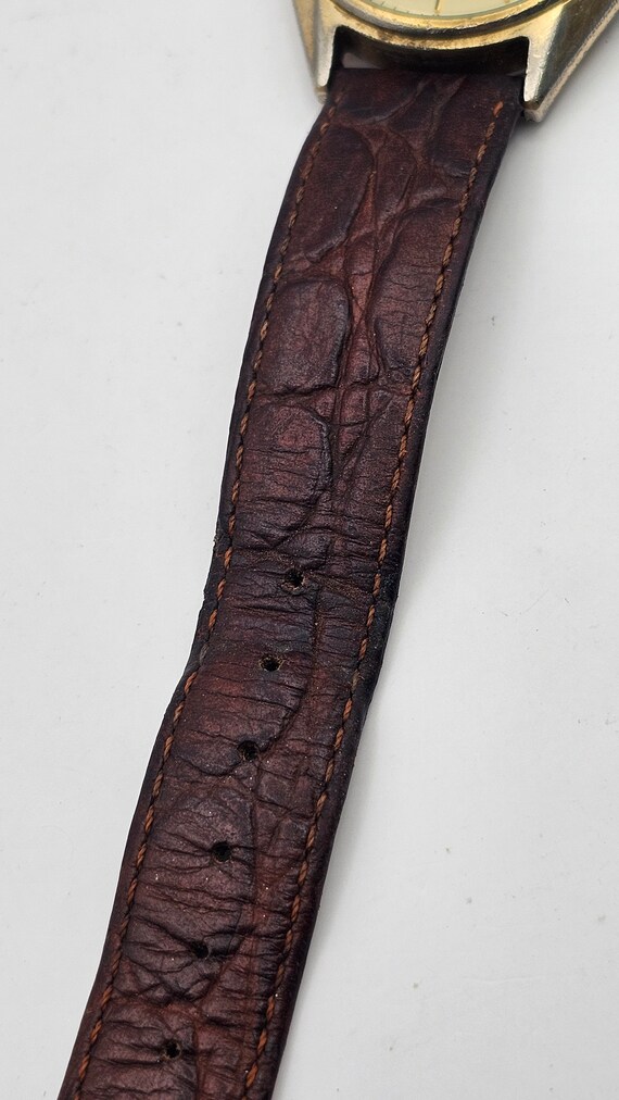 Seiko 7123-8469 day date gold tone case dial leather … - Gem