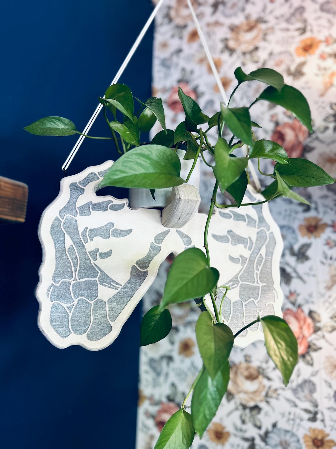 Skeleton Hands, Plant Hanger, Plant Stand, Plant Decor, Garden, Spooky ...