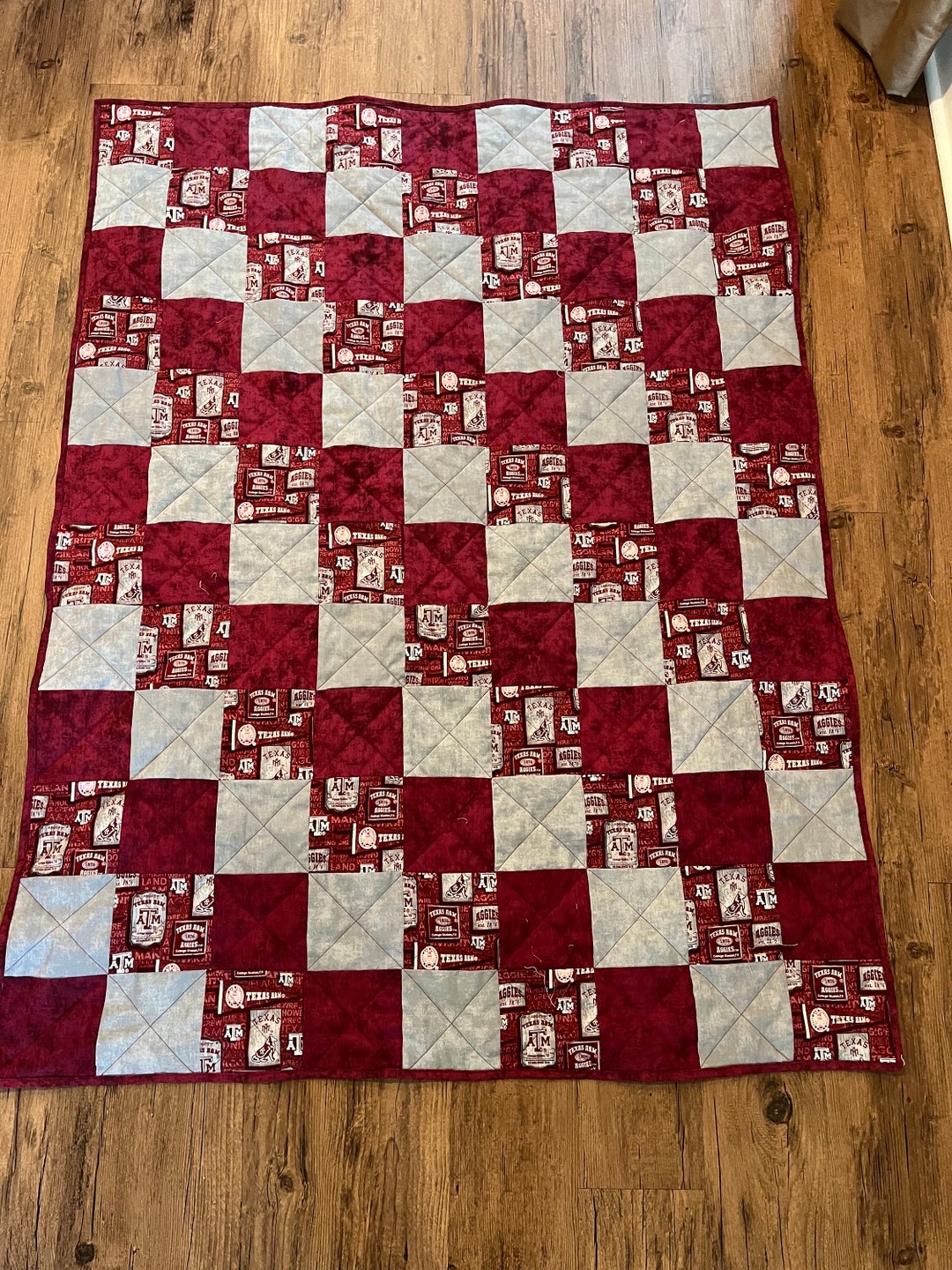 Aggie Signs and Maroon and Gray Fabrics Are the Stars in This Quilt ...