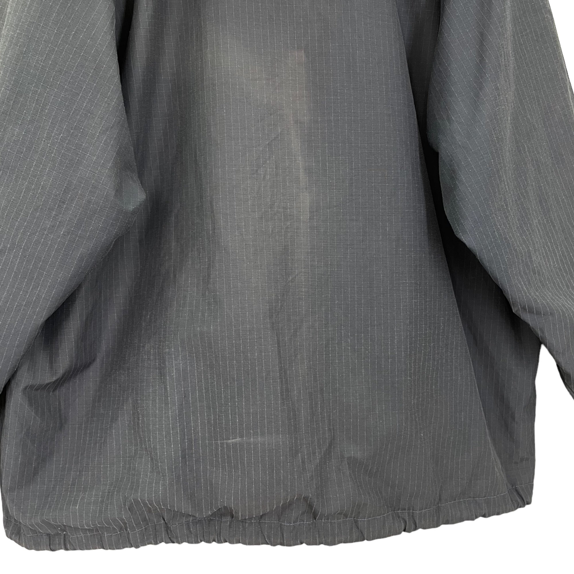 Pick Vintage 90s Quiksilver Small Logo Light Jacket Quiksilver Light ...