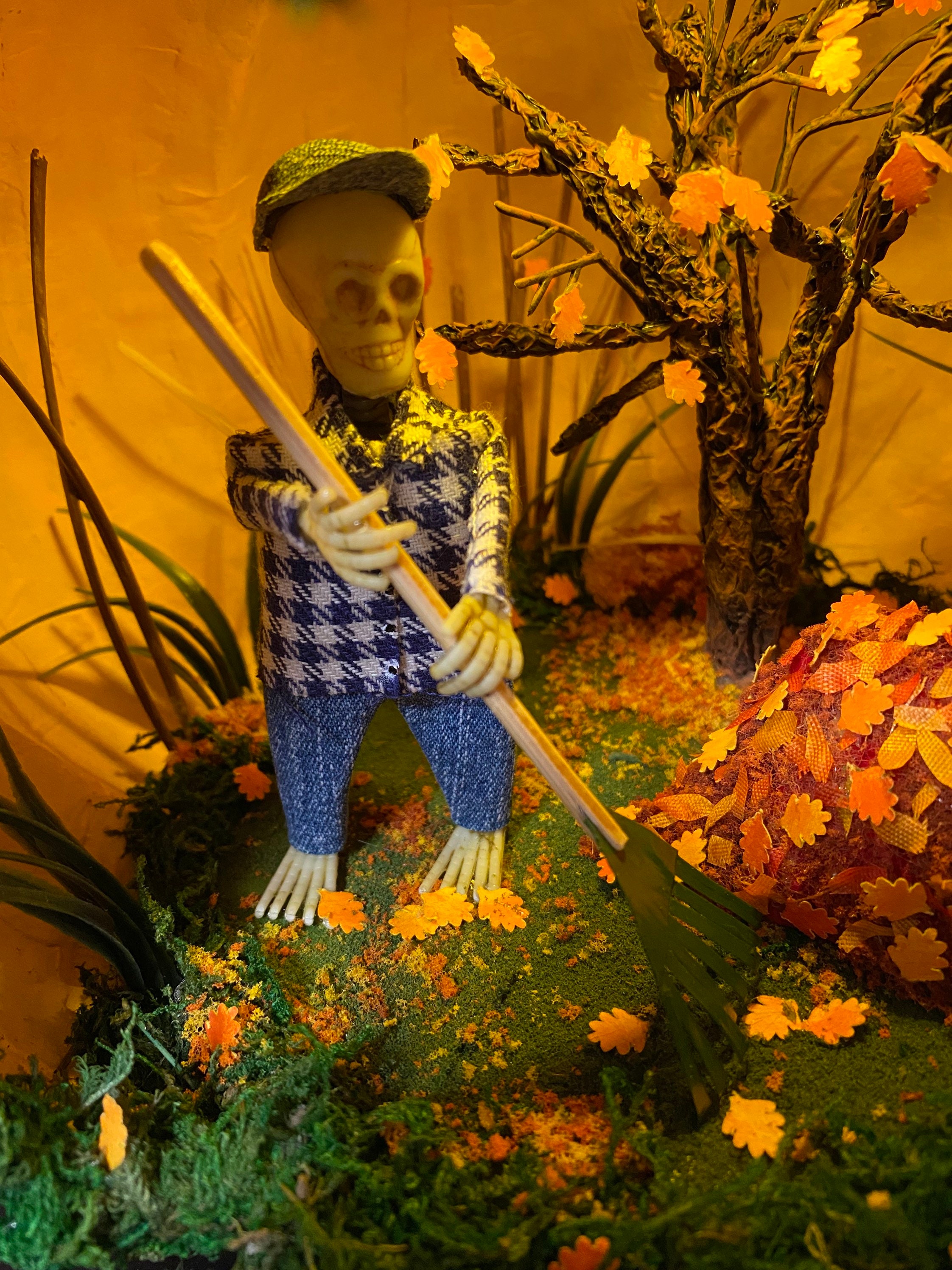Papier-mâché Pumpkin Diorama With Skeleton Raking Leaves - Etsy