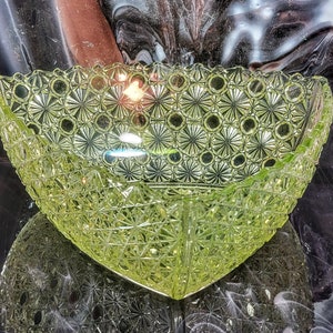 Antique Gillinder and Sons Unique Vaseline Uranium EAPG No 3 Daisy and ...