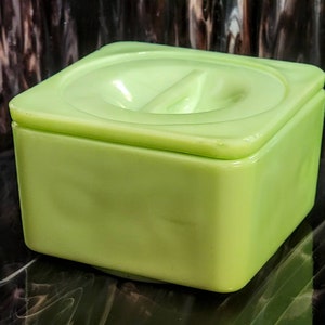 Vintage Jadeite Box With Lid by Jeanette Glass Company CIRCA 1930s - Etsy