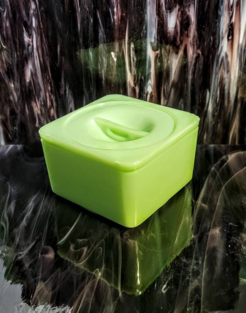 Vintage Jadeite Box With Lid by Jeanette Glass Company CIRCA - Etsy