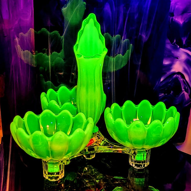 Opalescent Table Vase - Etsy