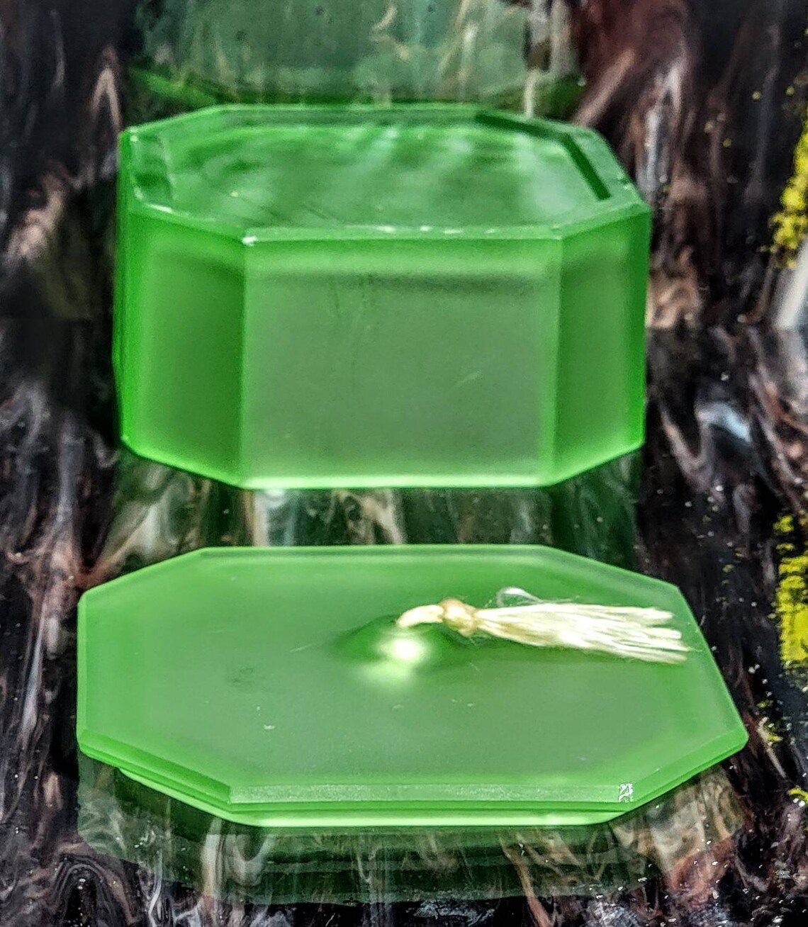 Vintage Taussaunt Uranium Glass Trinket Box Satin Finish Circa1930s - Etsy
