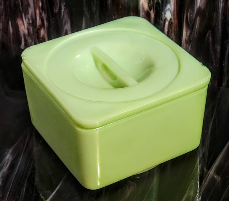 Vintage Jadeite Box With Lid by Jeanette Glass Company CIRCA - Etsy