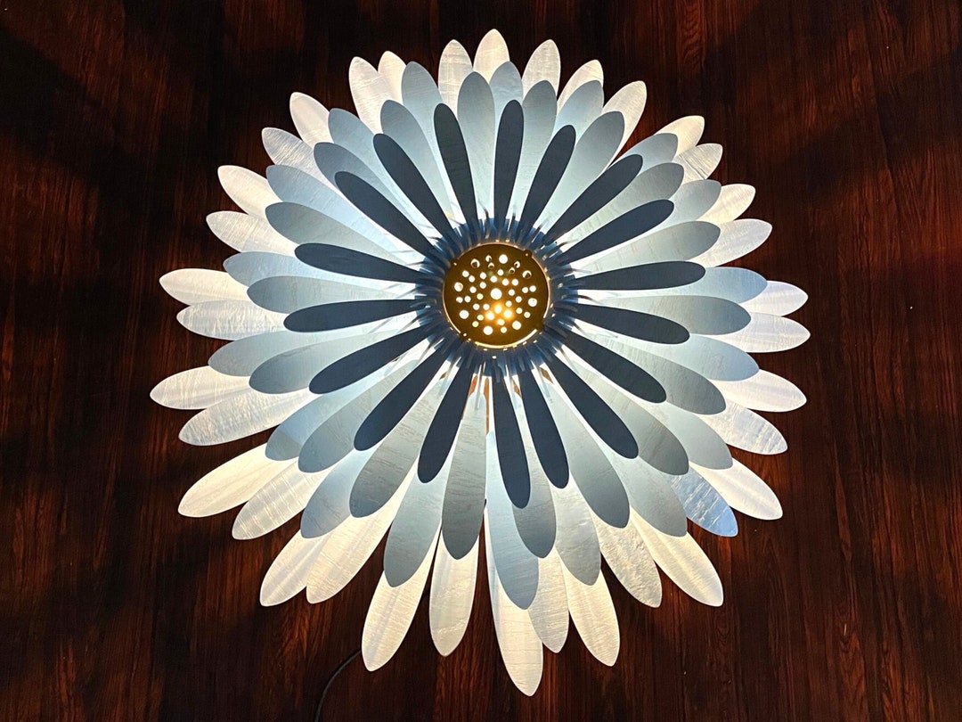 Daisy Flower Pendant Light Fixture, Wooden Lamp Shades, Wooden Ceiling ...