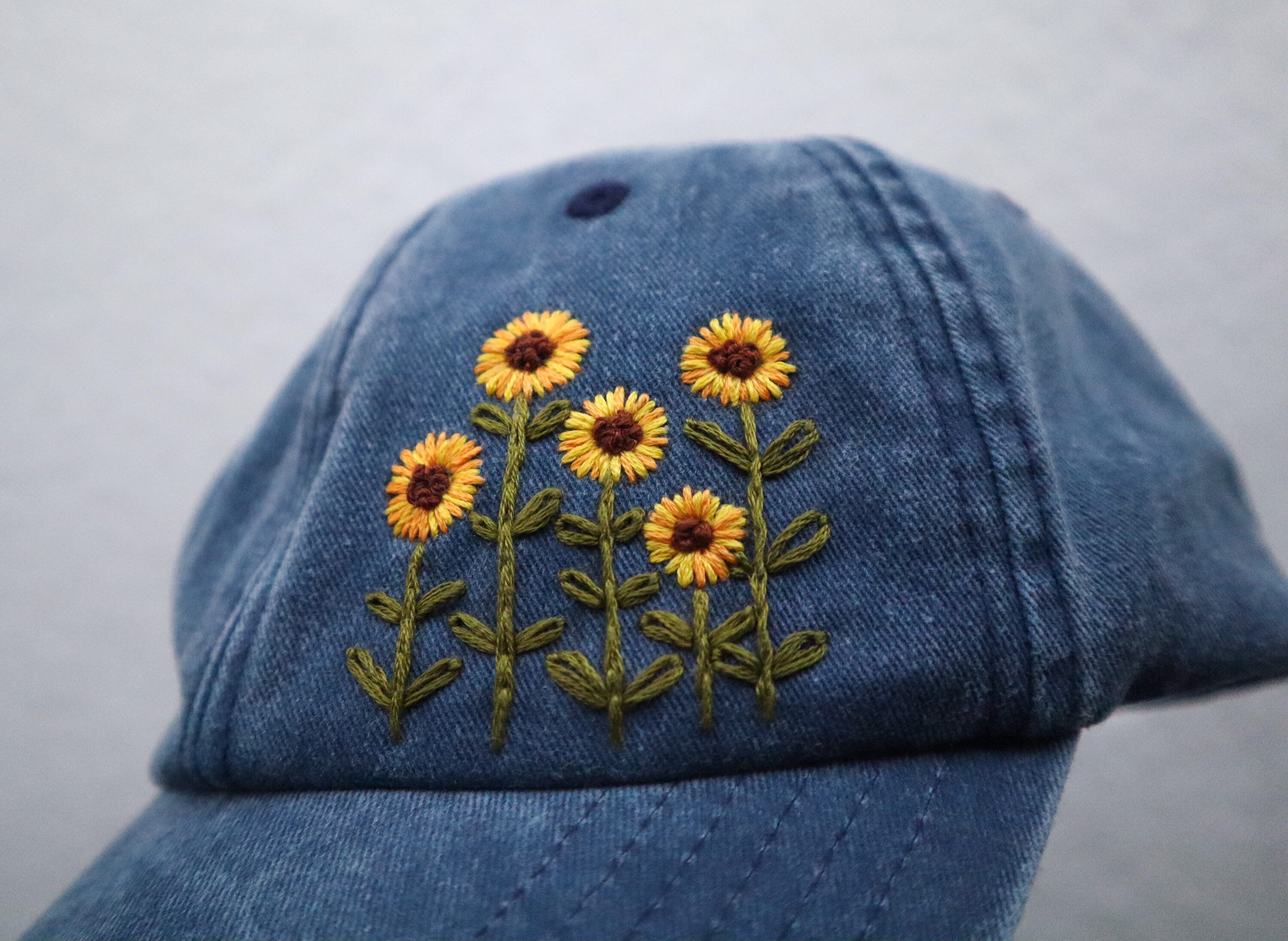 CUSTOM Hand Embroidered Floral Cap // Sunflower Cap , Embroidered ...