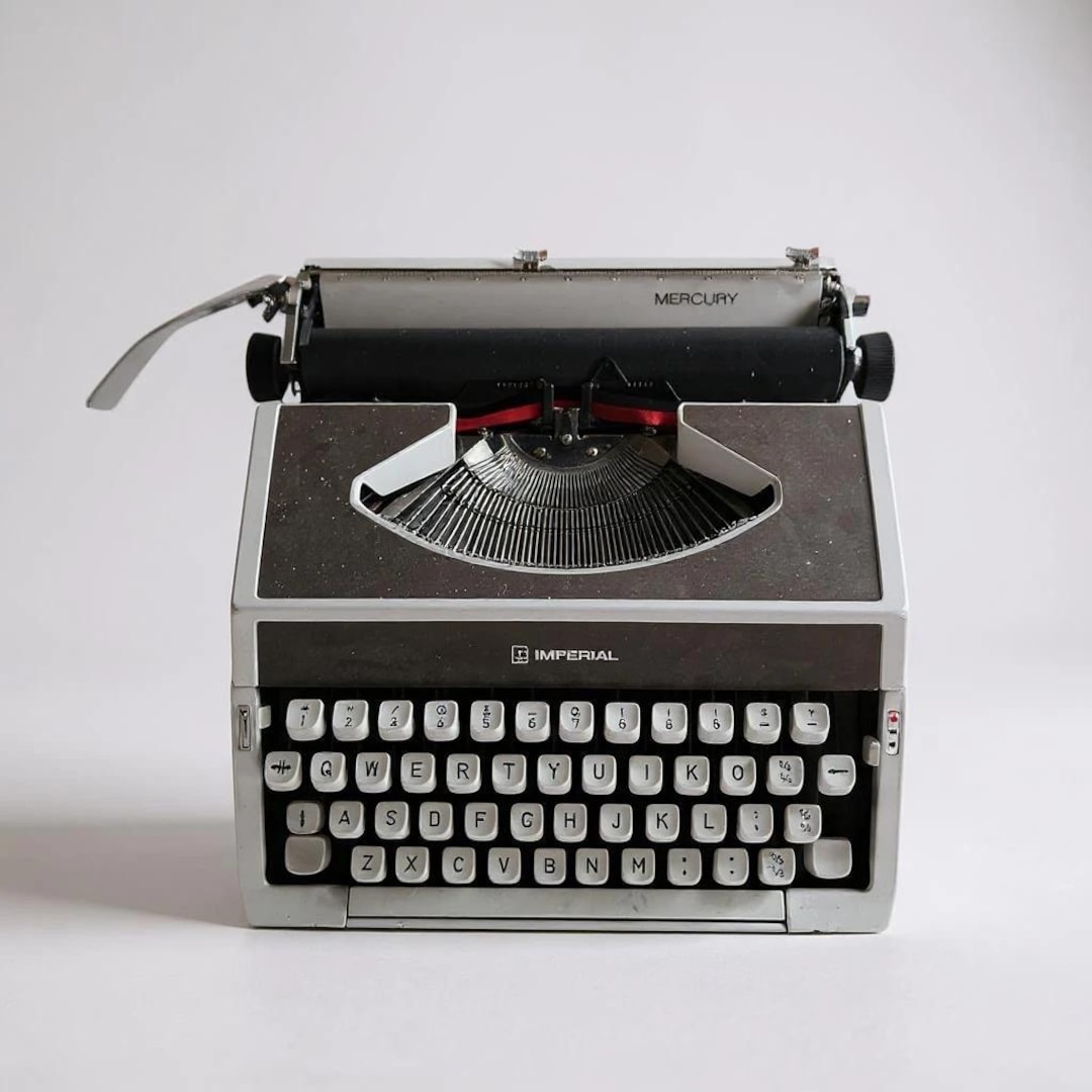 Vintage 1970s Japanese Imperial Mercury Portable Vintage Typewriter - Etsy