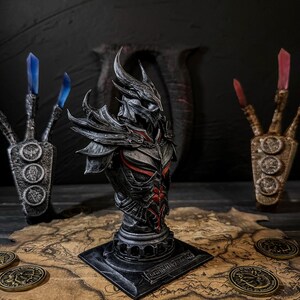 Daedric Armor Bust, Skyrim Inspired, the Elder Scrolls Statue - Etsy