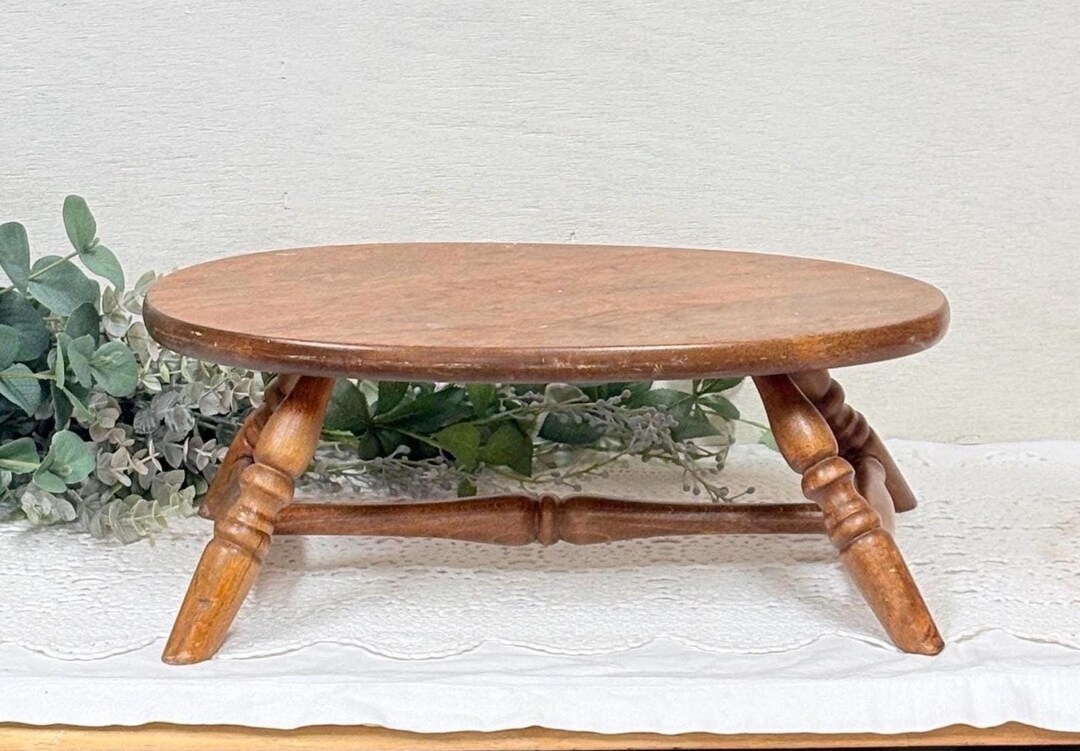 Antique Wooden Oval Bobbin Turned Leg Milking Stool/ Footstool, 1900s ...