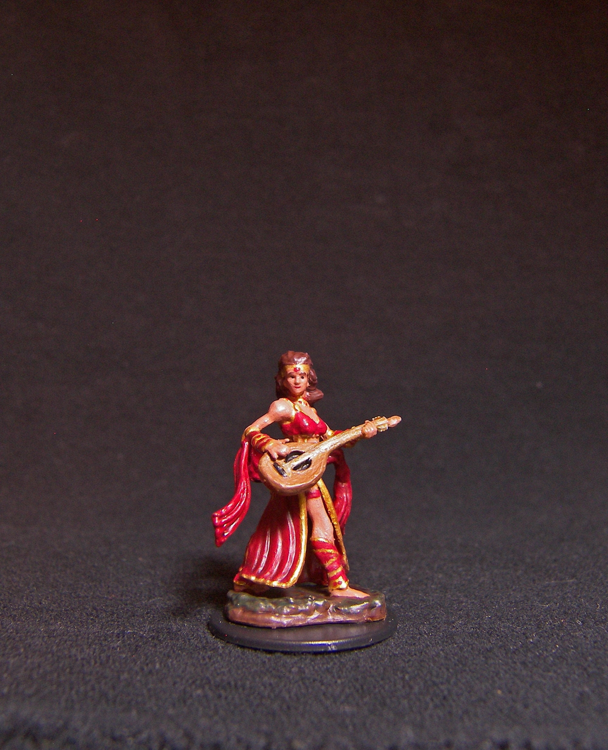 Painted D&D Nolzur's Miniature Human Bard Female with Lute | Etsy