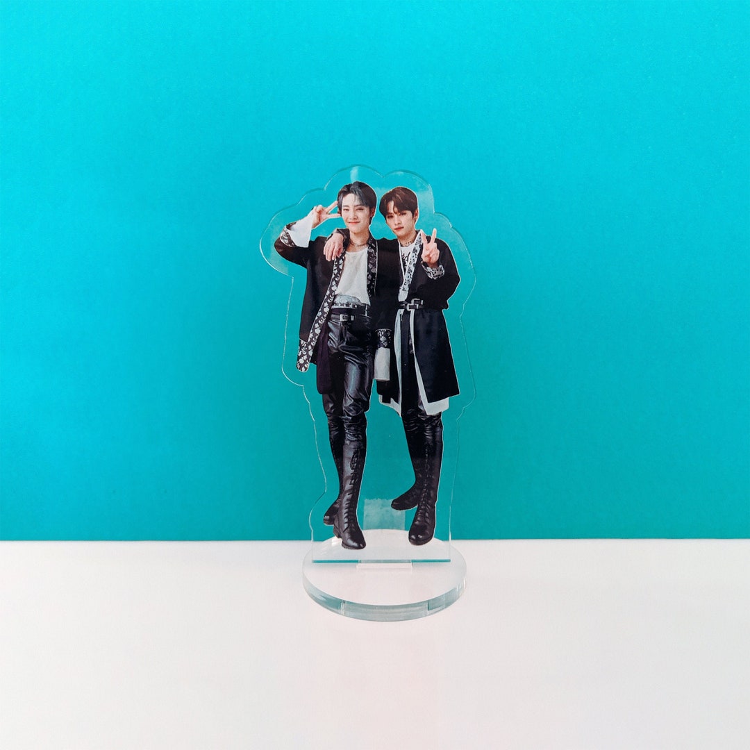 Stray Kids I.N and Lee Know Acrylic Stand - Etsy