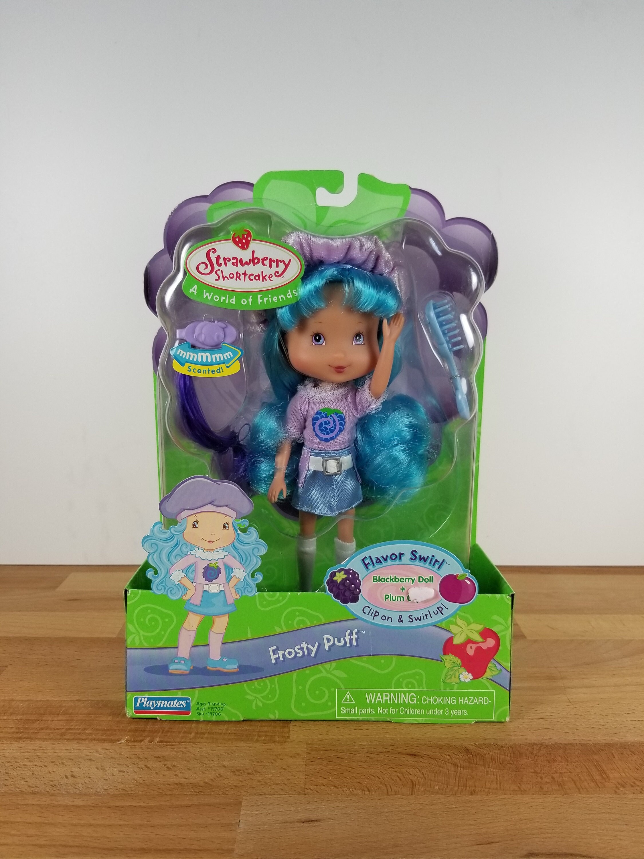 Strawberry Shortcake Frosty Puff