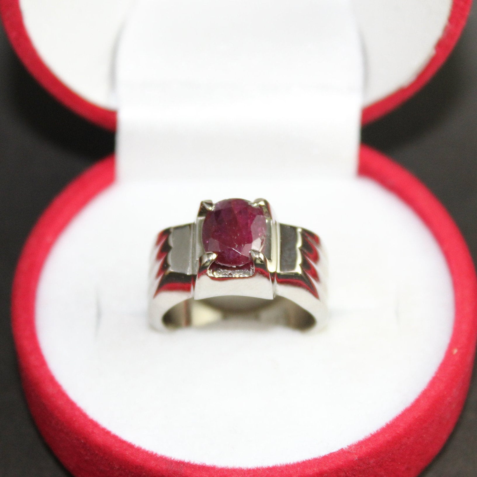 Natural Heated & Untreated Deep Dark Red Burmese Ruby Yaqoot - Etsy UK