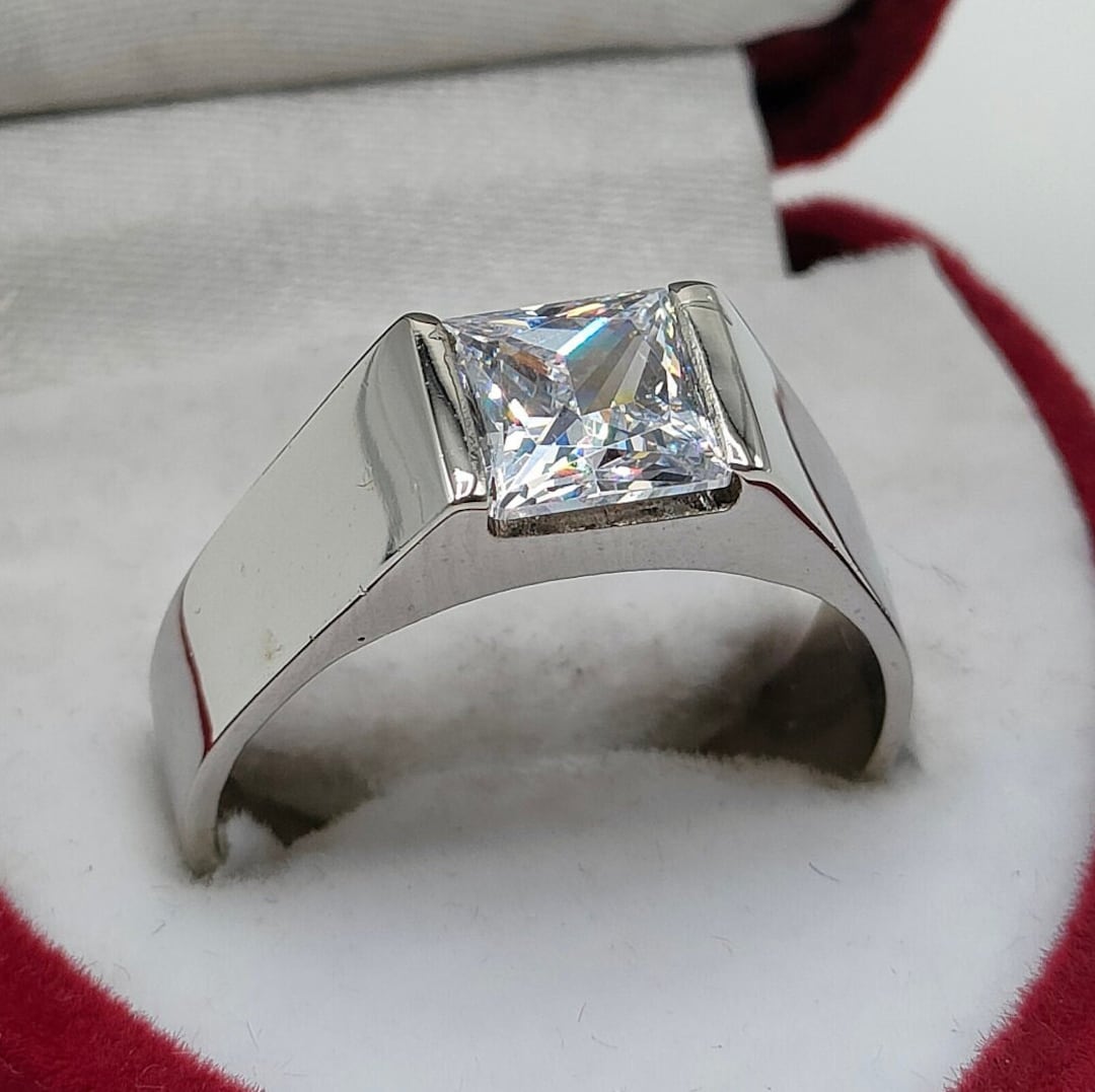 Elegant Shape and Design White Zircon Handmade Band in 925 Silver ...