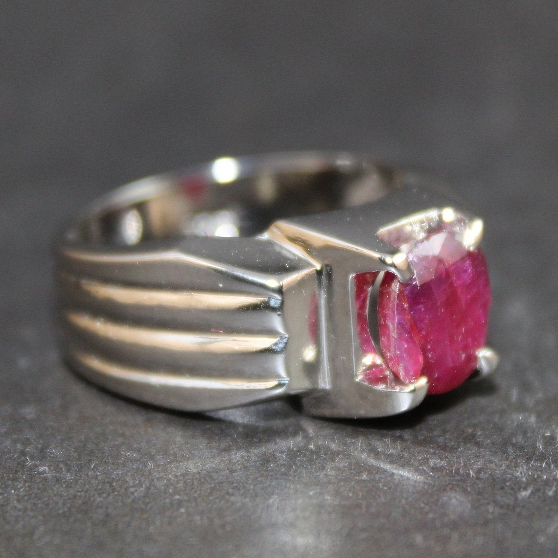 Natural Heated & Untreated Deep Dark Red Burmese Ruby Yaqoot - Etsy UK