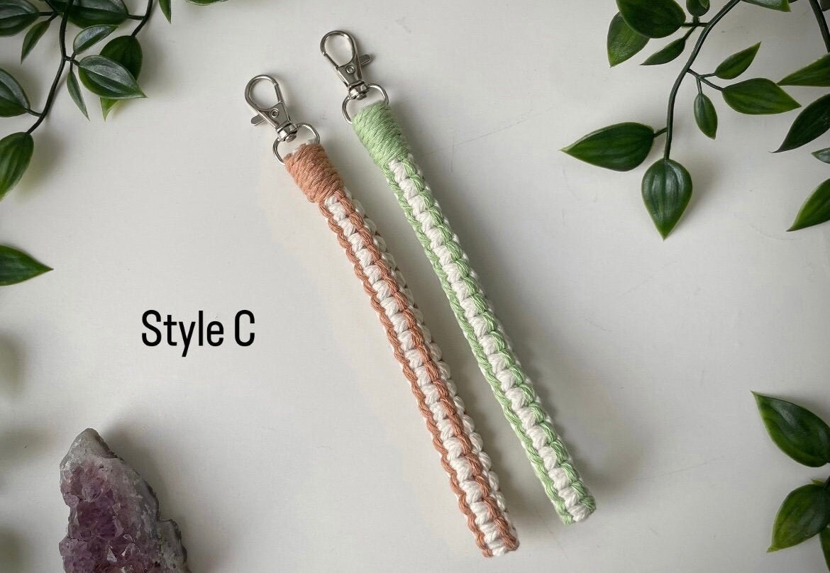 Macrame Wristlet | Macrame Key Fob, Wristlet, Lanyard, Boho Wristlet ...