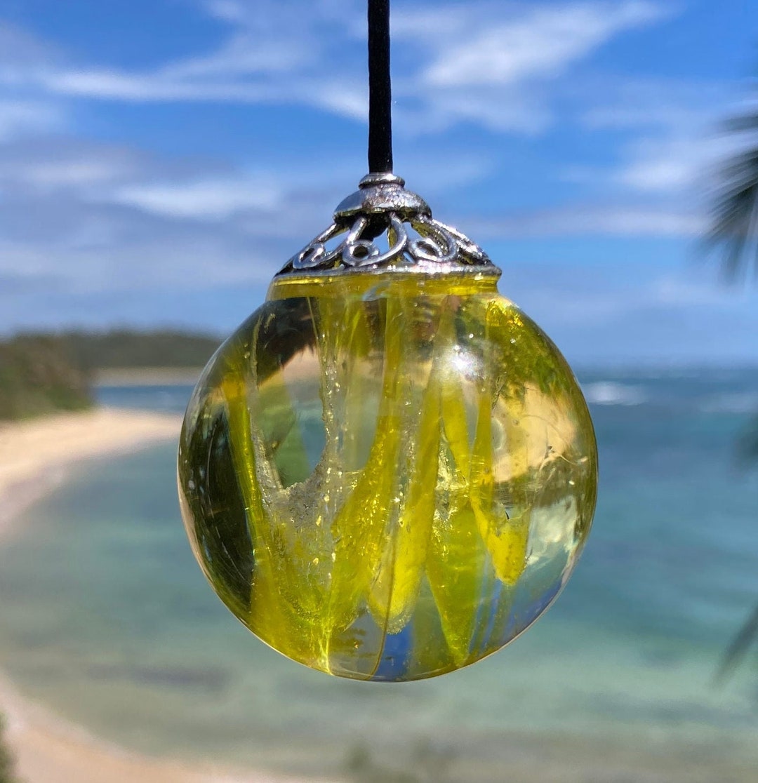 Cremated Ashes in Glass Sun Catcher (pic: Opaque Yellow DNA Helix ...