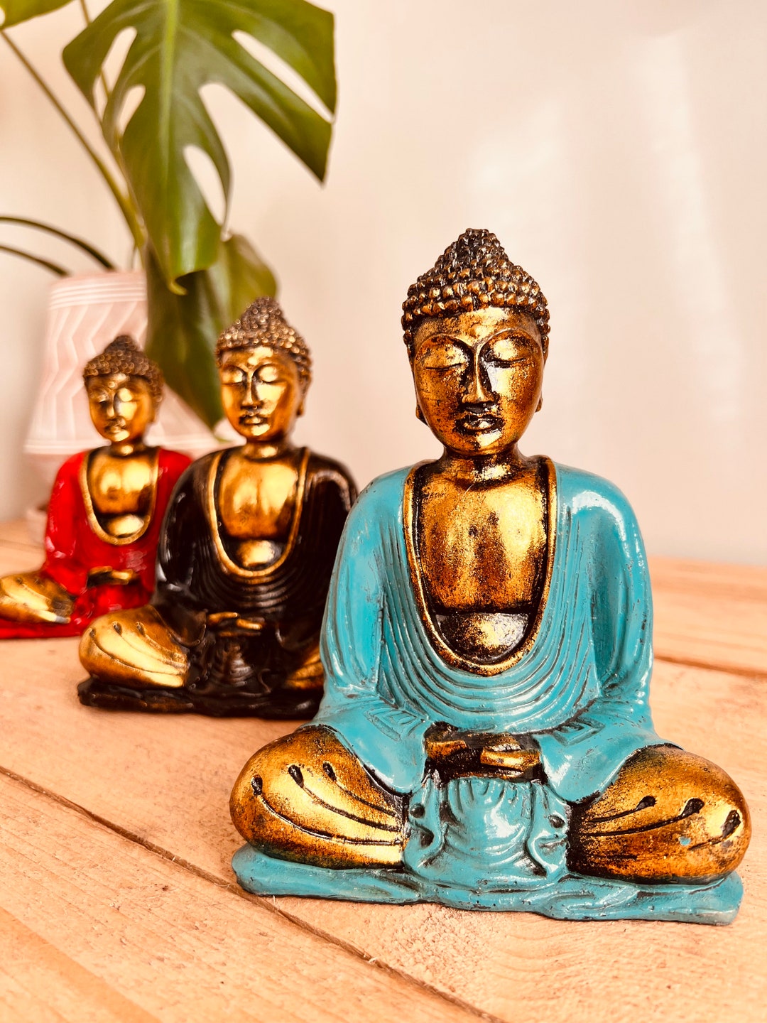 Hand Painted Buddha Ornanment, Sitting Buddha Statue With Hands in Lap ...