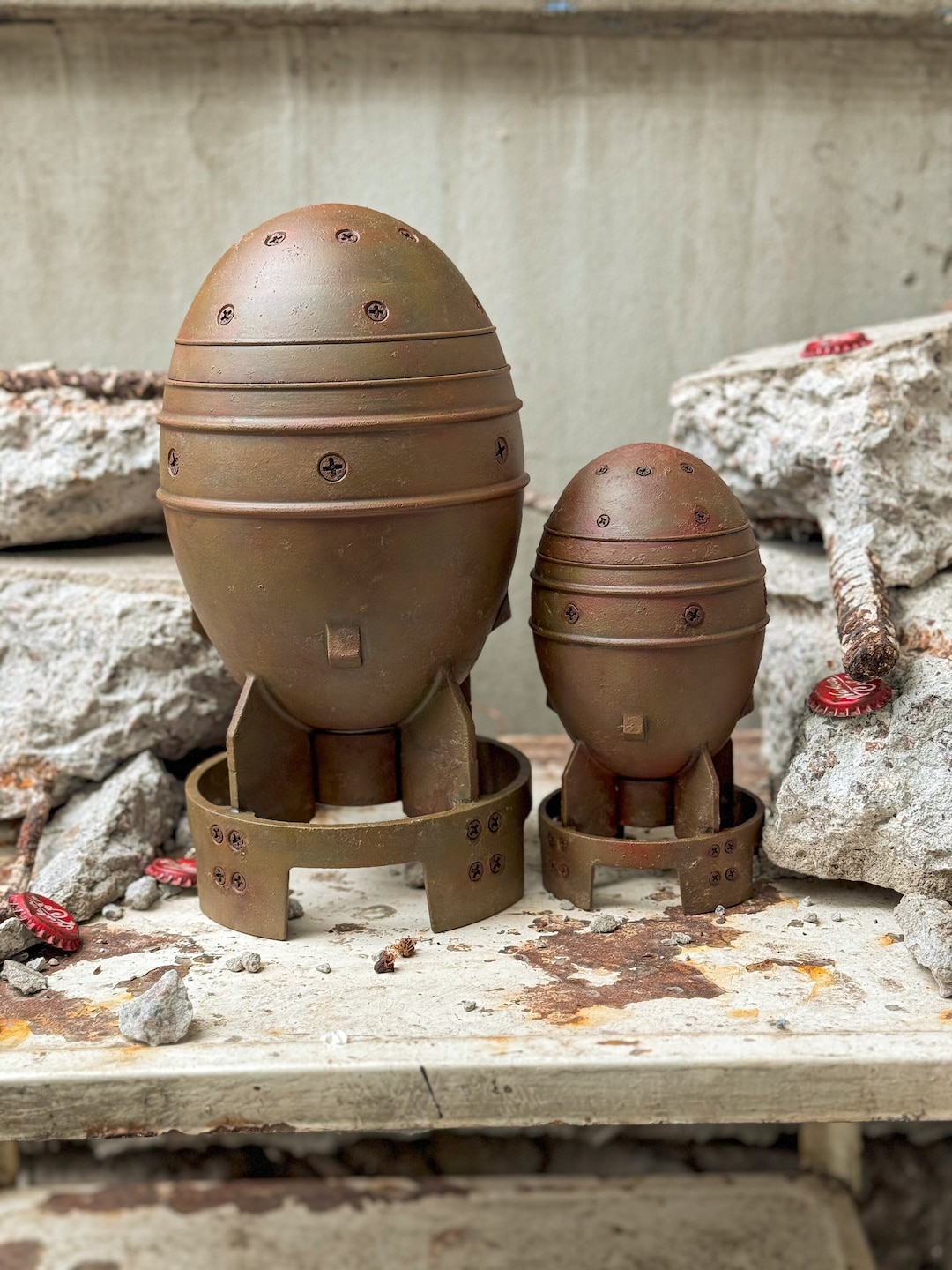 Fallout Weathered Mini Nuke Container, Mini Nuke Replica, Fallout Props ...