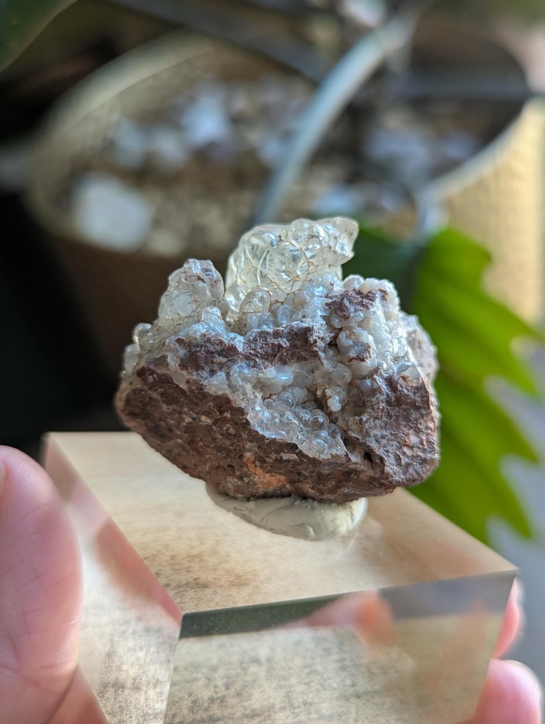 Hyalite Opal Specimen, UV Reactive Minerals, Fluorescent Crystals - Etsy