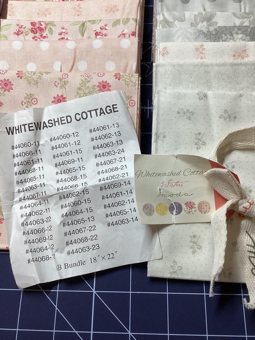 OOP 3 Sisters Whitewashed Fat Quarter Bundle 40 Fat Quarters - Etsy