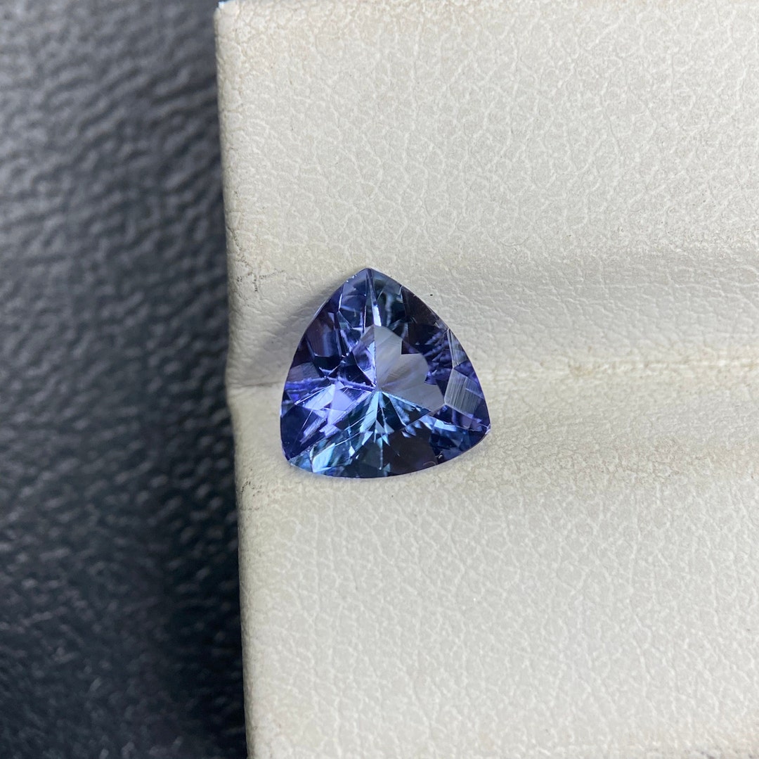 Natural Mermaid Bi Color Tanzanite 8mm Trillion/1.45 Carats - Etsy