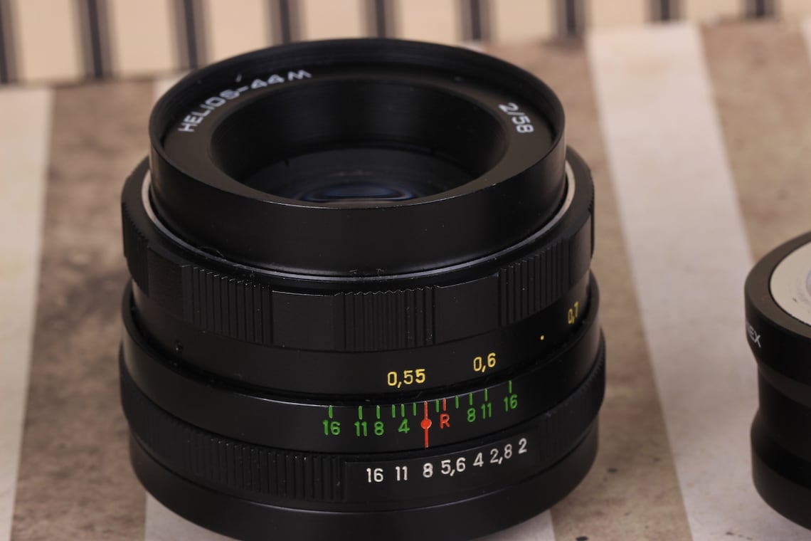 PETZVAL Swirly Bokeh Modified From HELIOS-44M sony Canon - Etsy